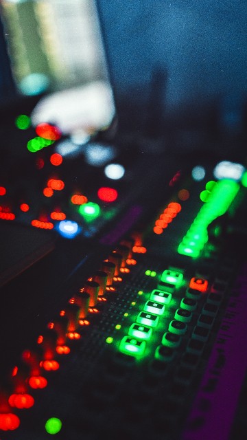 dj wallpapers iphone